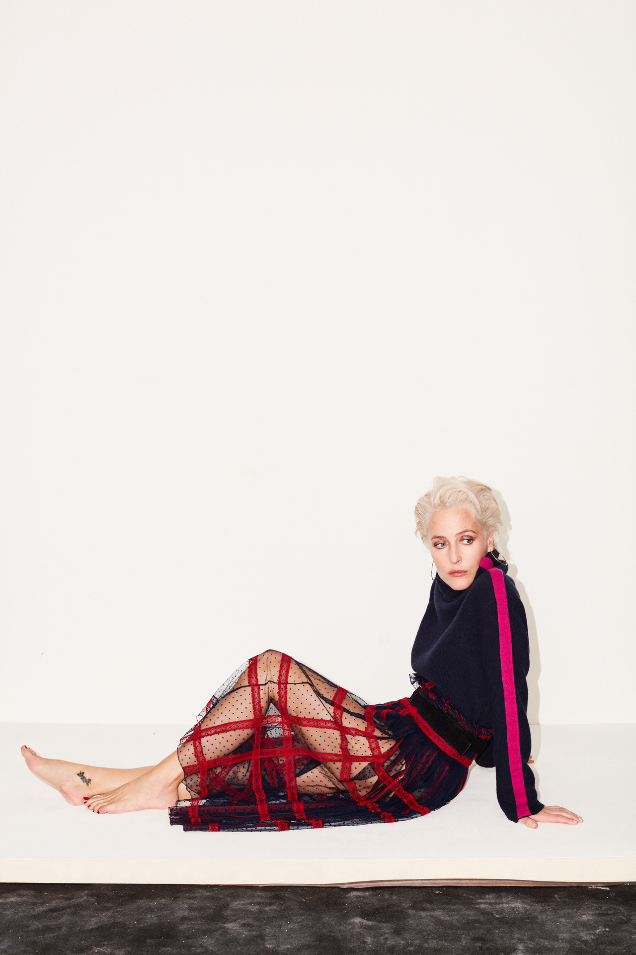 Gillian Anderson von Paul Farrell - GRAVERAVENS