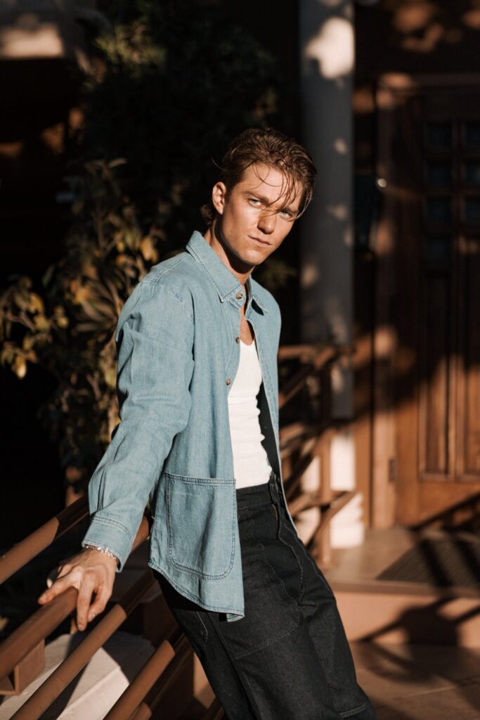 Nico Greetham by Sasha Olsen - GRAVERAVENS
